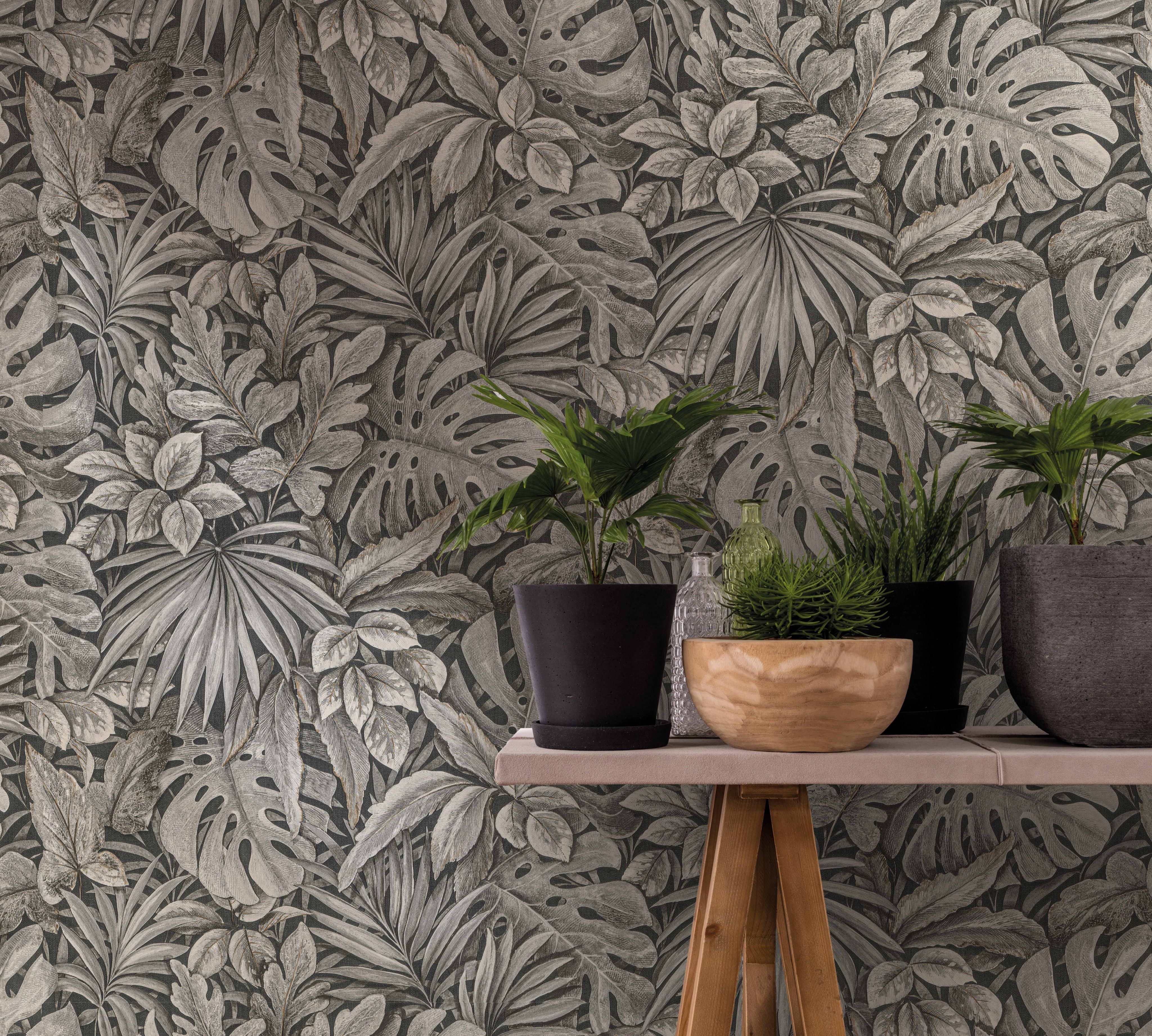 Monochrome Tropical Wallpaper – Layered Design
